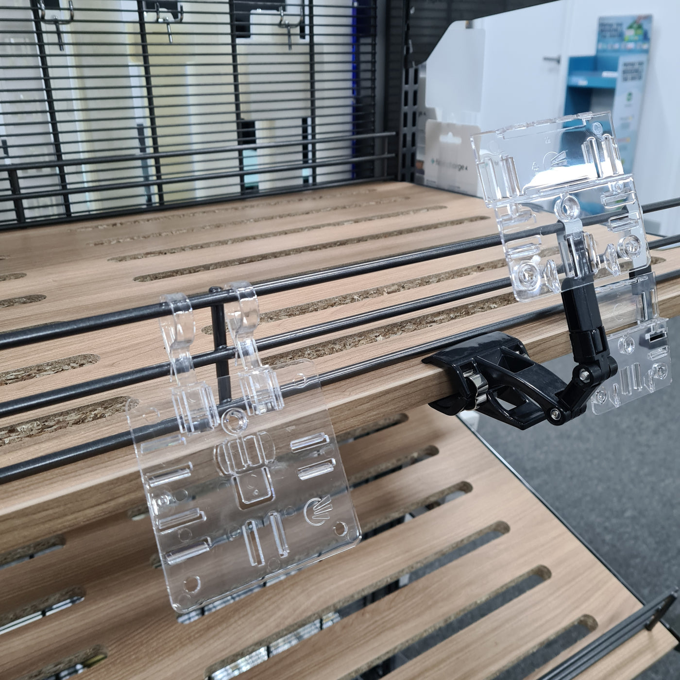 Hanshow Stellar XL to XXXL ESL Holder — Hang and Display