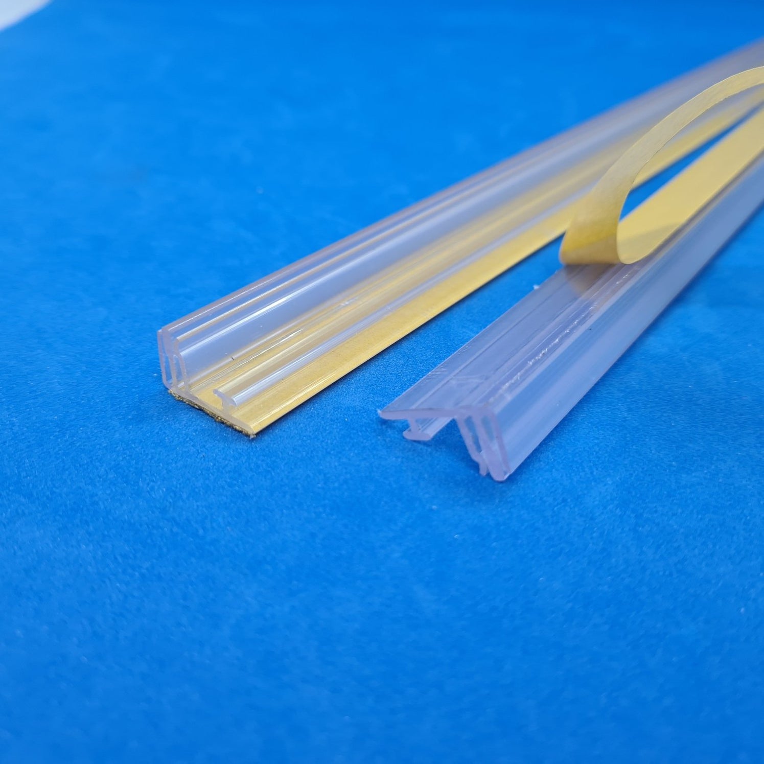 Shelf Rails and Stoppers — Hang and Display