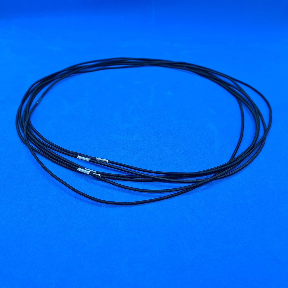 Elastic Stretch Loop Cord Folder Strap — Hang and Display