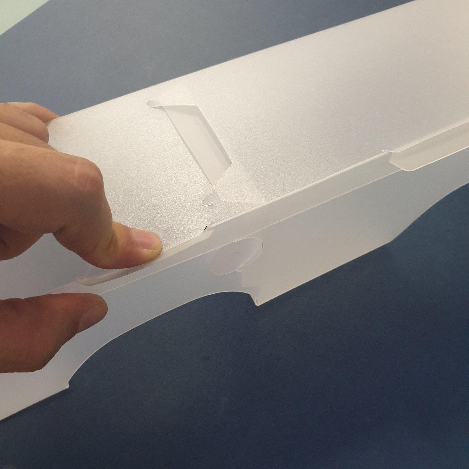 Hangsell Display Flatpacked Hangshelf — Hang and Display