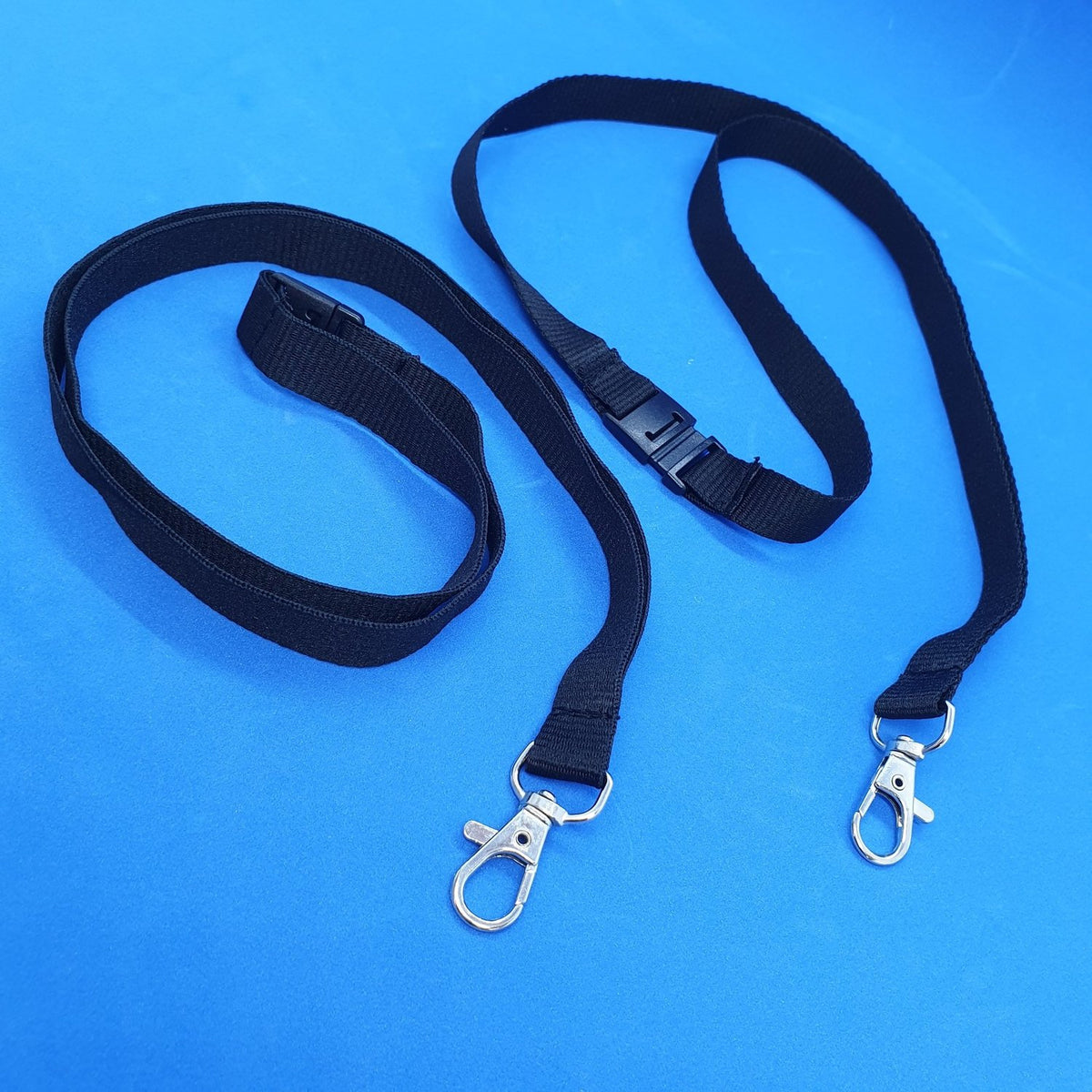 Lanyard Loop with Swivel Snap Hook and Breakaway Joint — Hang and Display