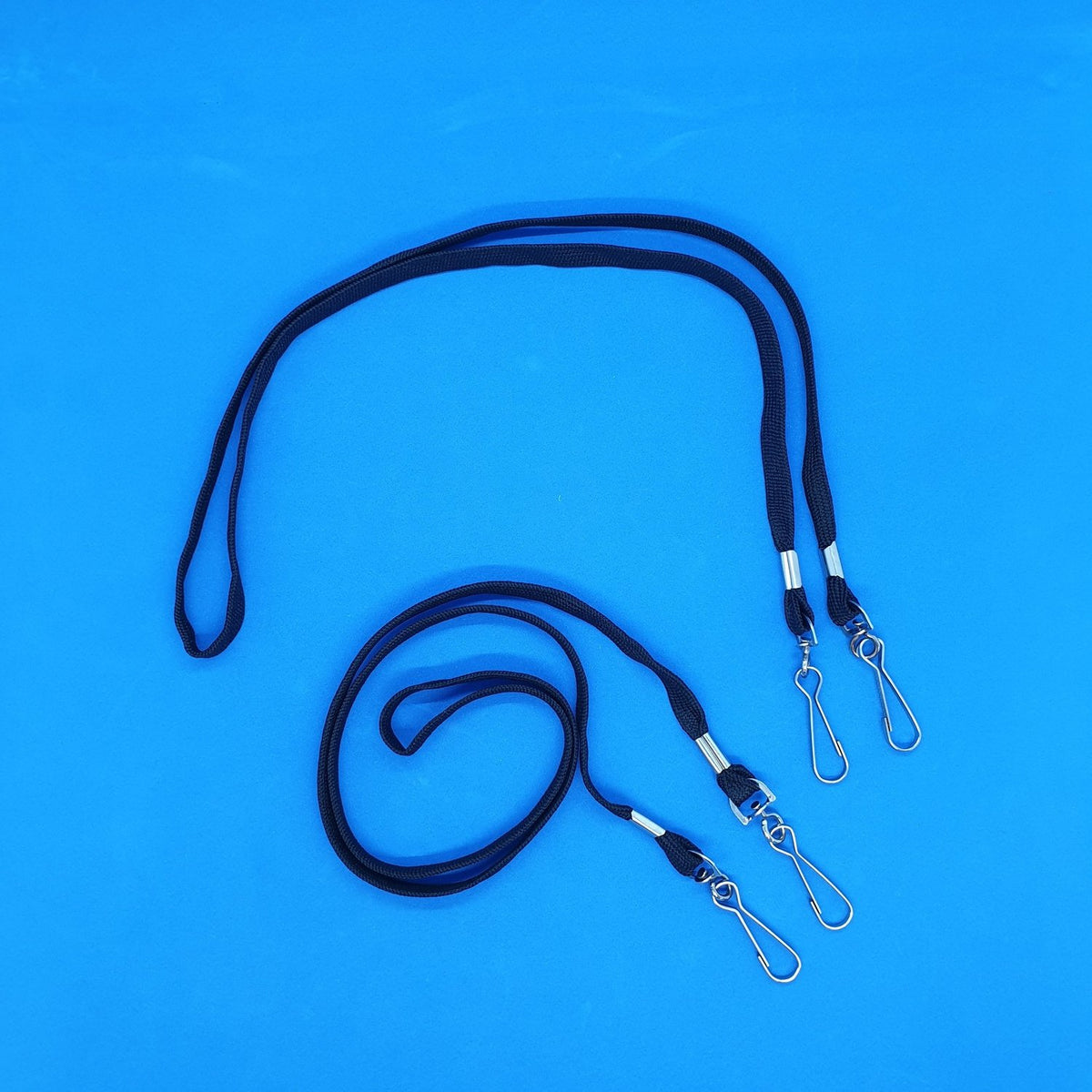 Lanyard with Swivel Hook Clippers on Both Ends — Hang and Display