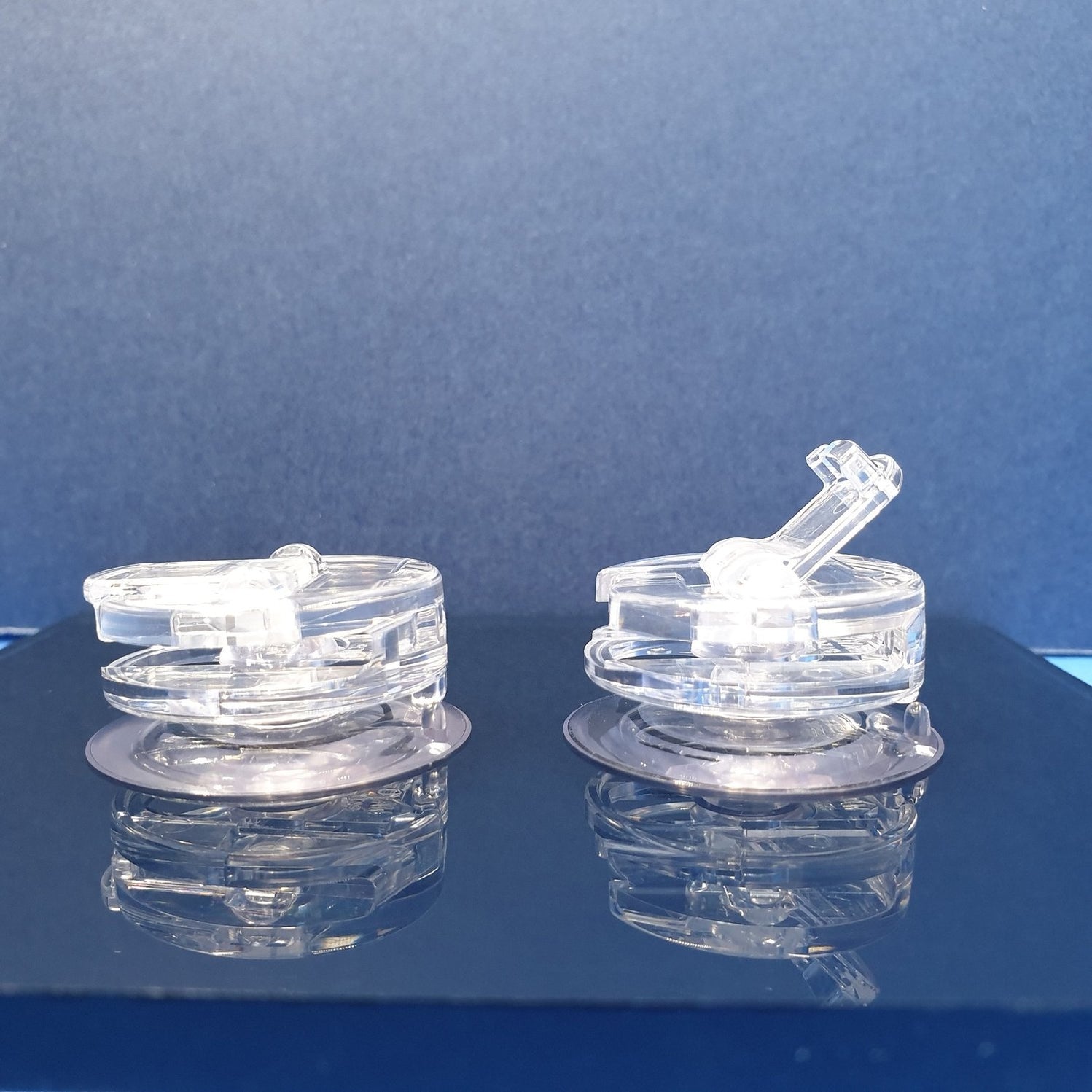Leaflet Holder Suction Cup Transparent with Poster Clip SUC14 — Hang ...