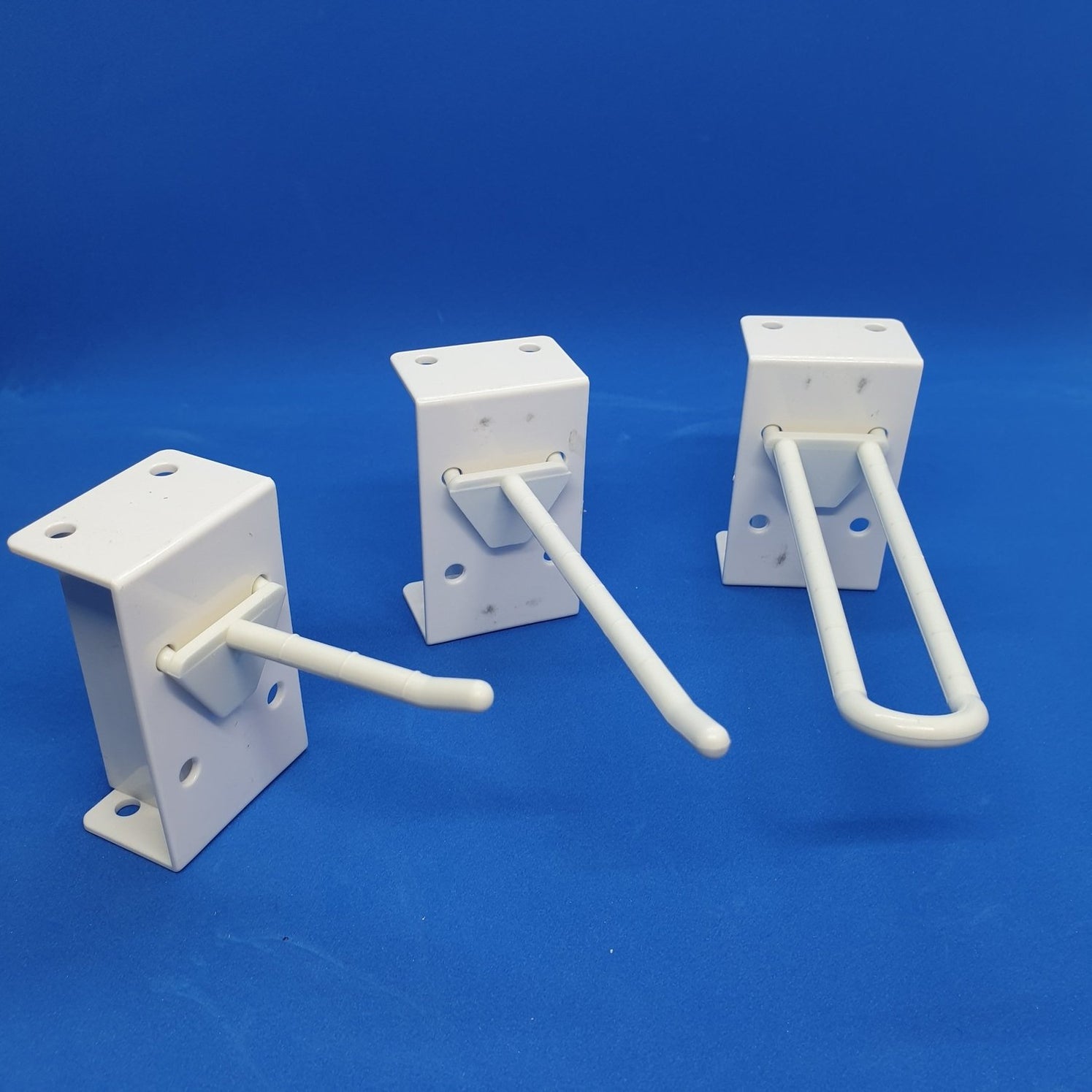 Merchandising Hooks — Hang and Display