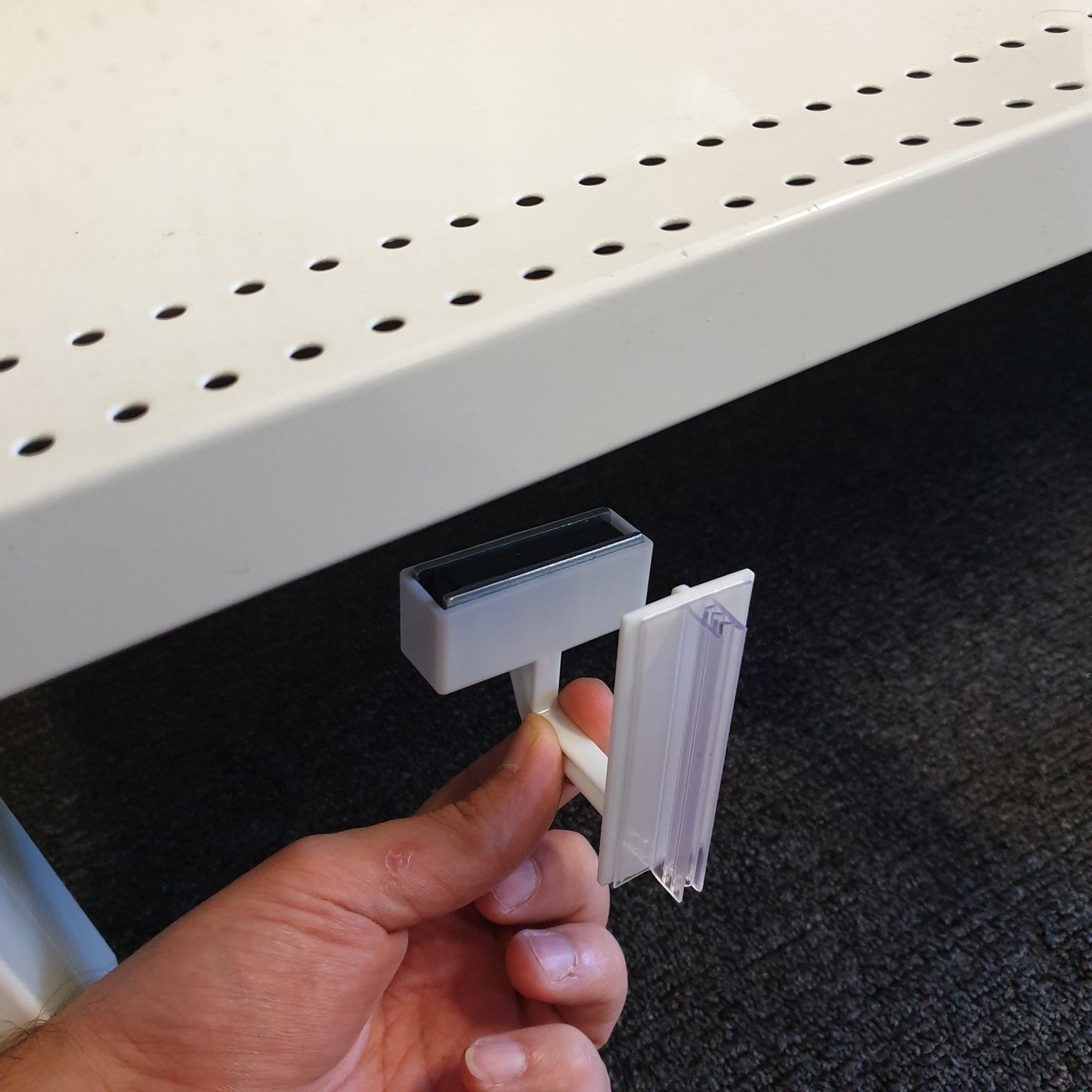 Magnetic Shelf Mounted Aisle Blade Holder with Gripper RAZ6 — Hang and ...