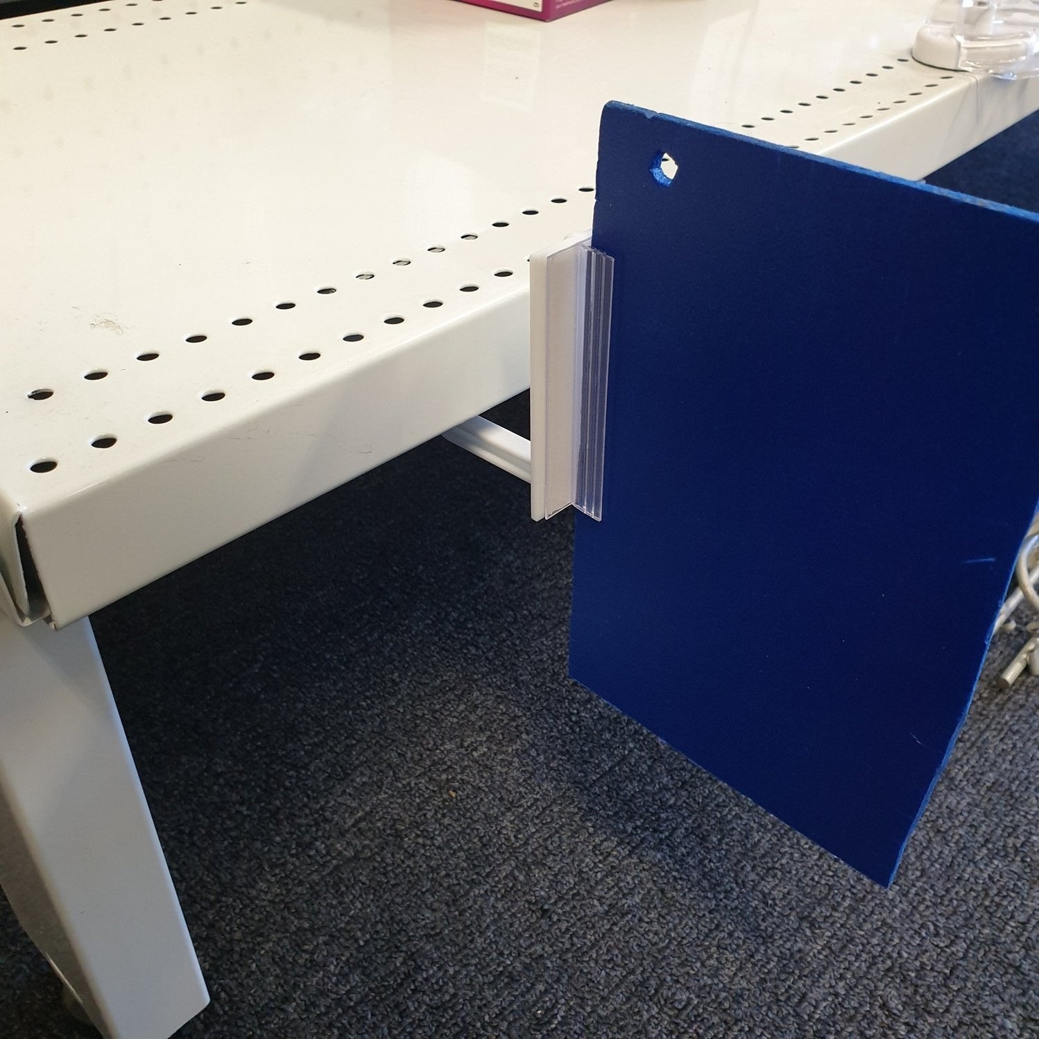 Magnetic Shelf Mounted Aisle Blade Holder with Gripper RAZ6 — Hang and ...