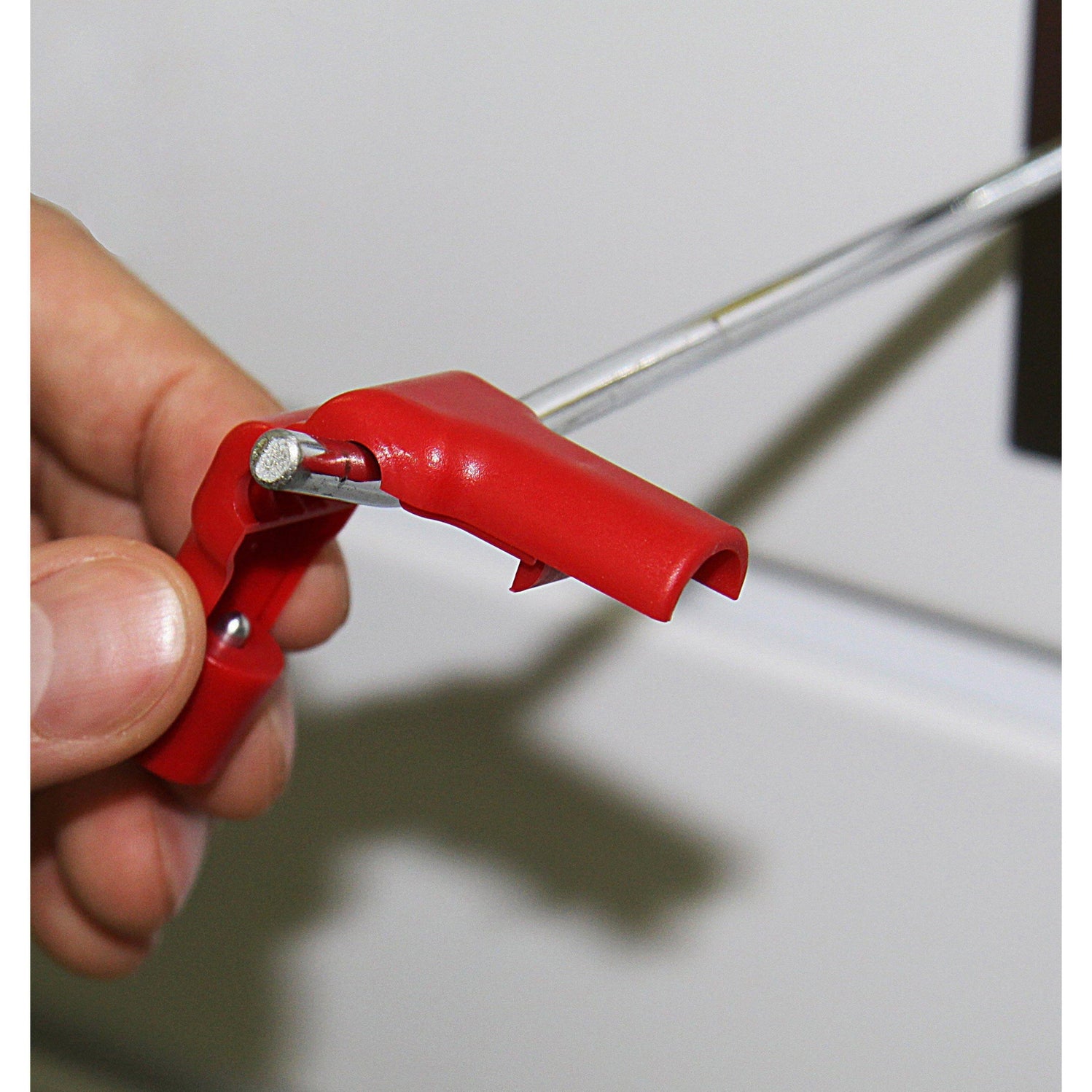 Merchandising Hook Security Lock PEG300 — Hang and Display