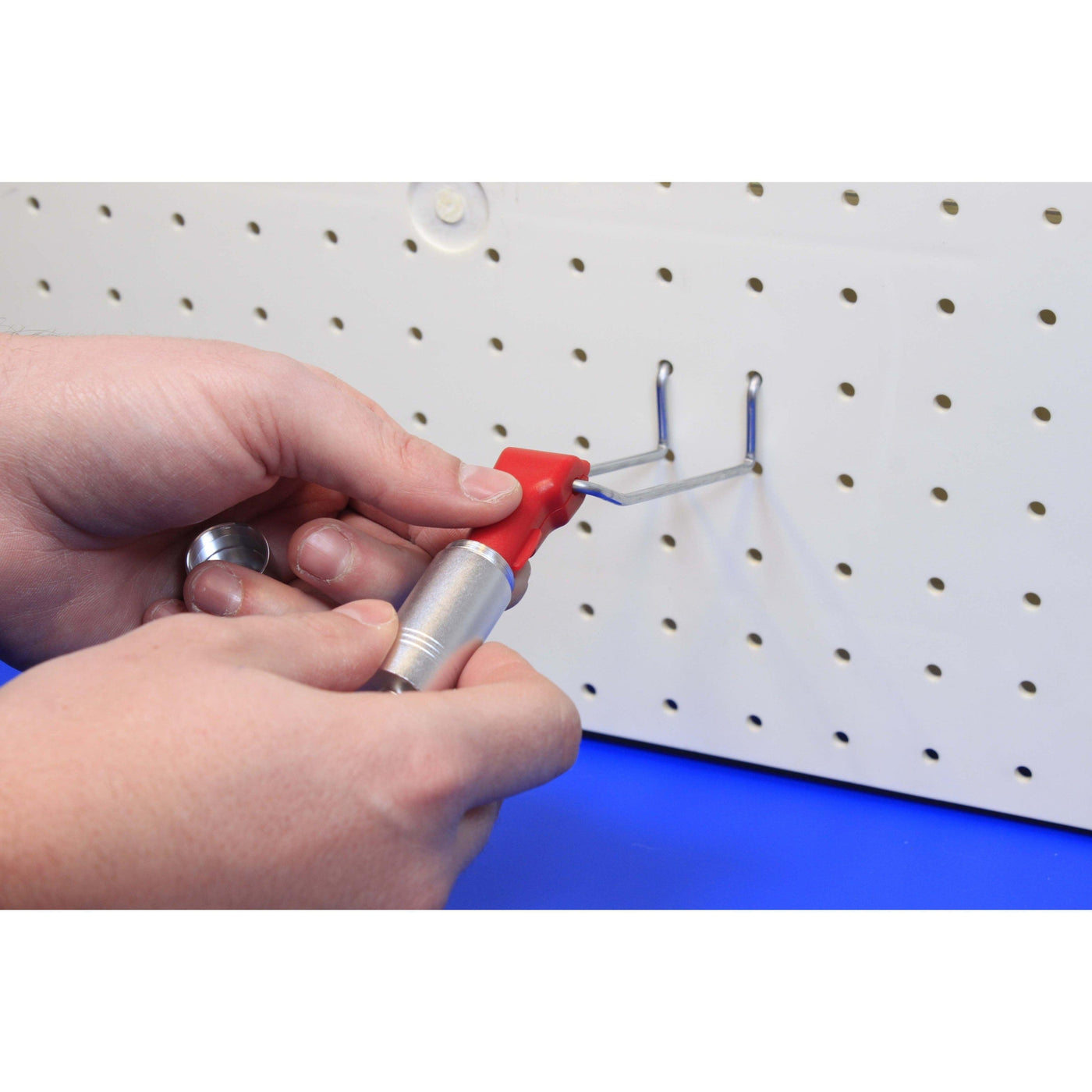 Merchandising Hook Security Lock PEG300 — Hang and Display