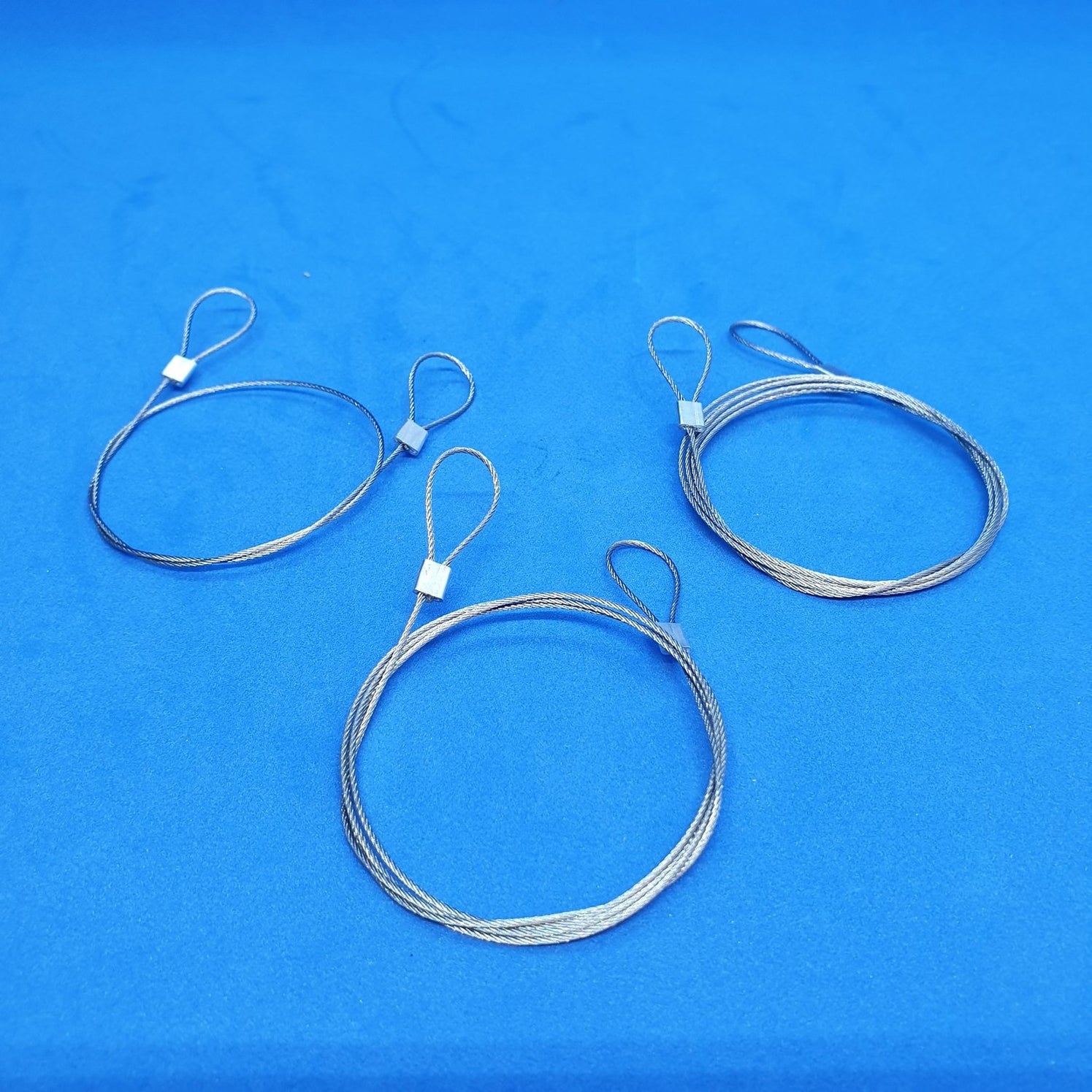 Steel Wire Hanging Systems — Hang and Display