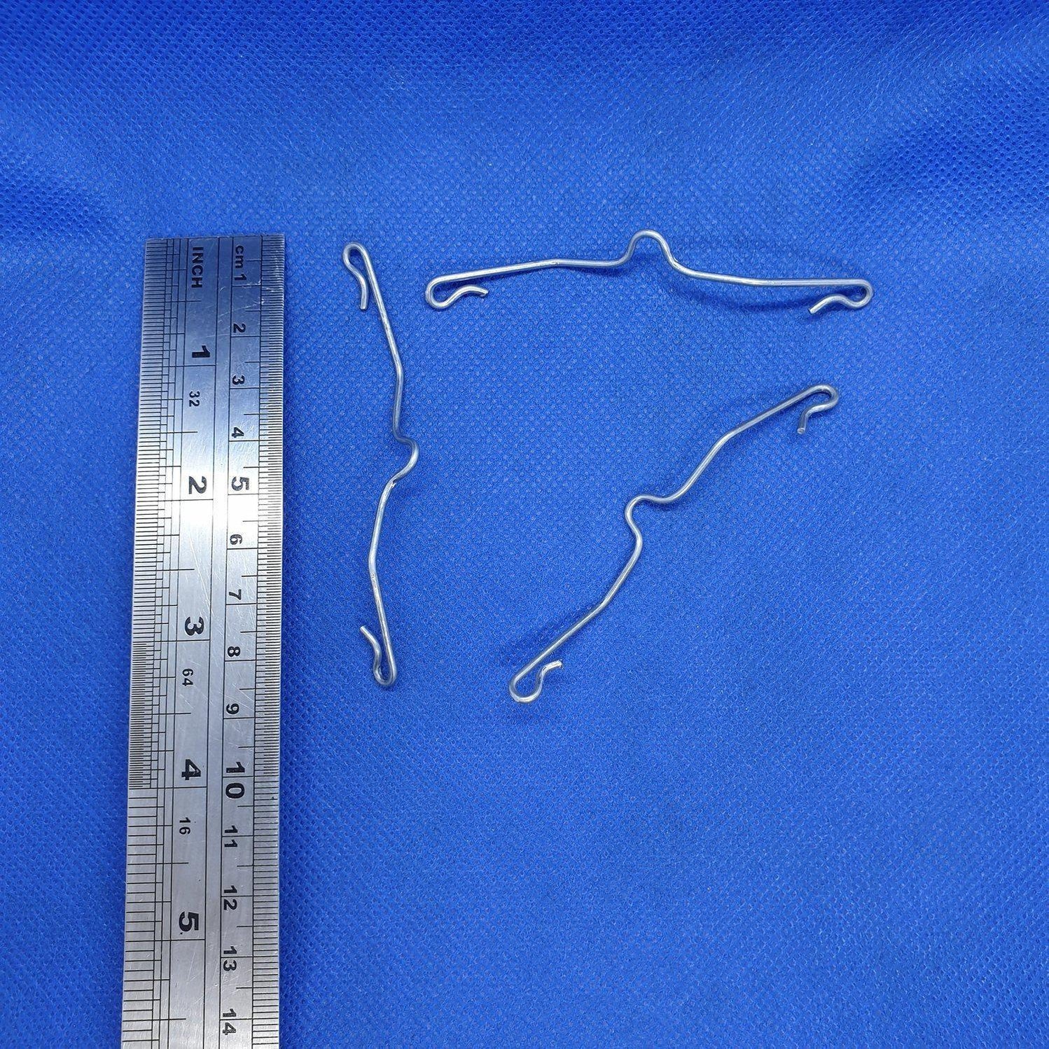 Metal Wire Ceiling Grid Clip for Suspended Ceilings HAN9 — Hang and Display