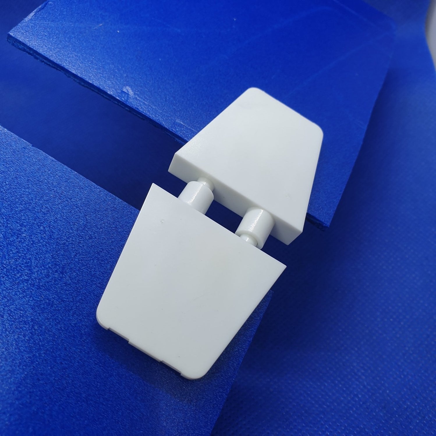 Panel Assembly Connector 2 piece H Joiner COR11 — Hang and Display