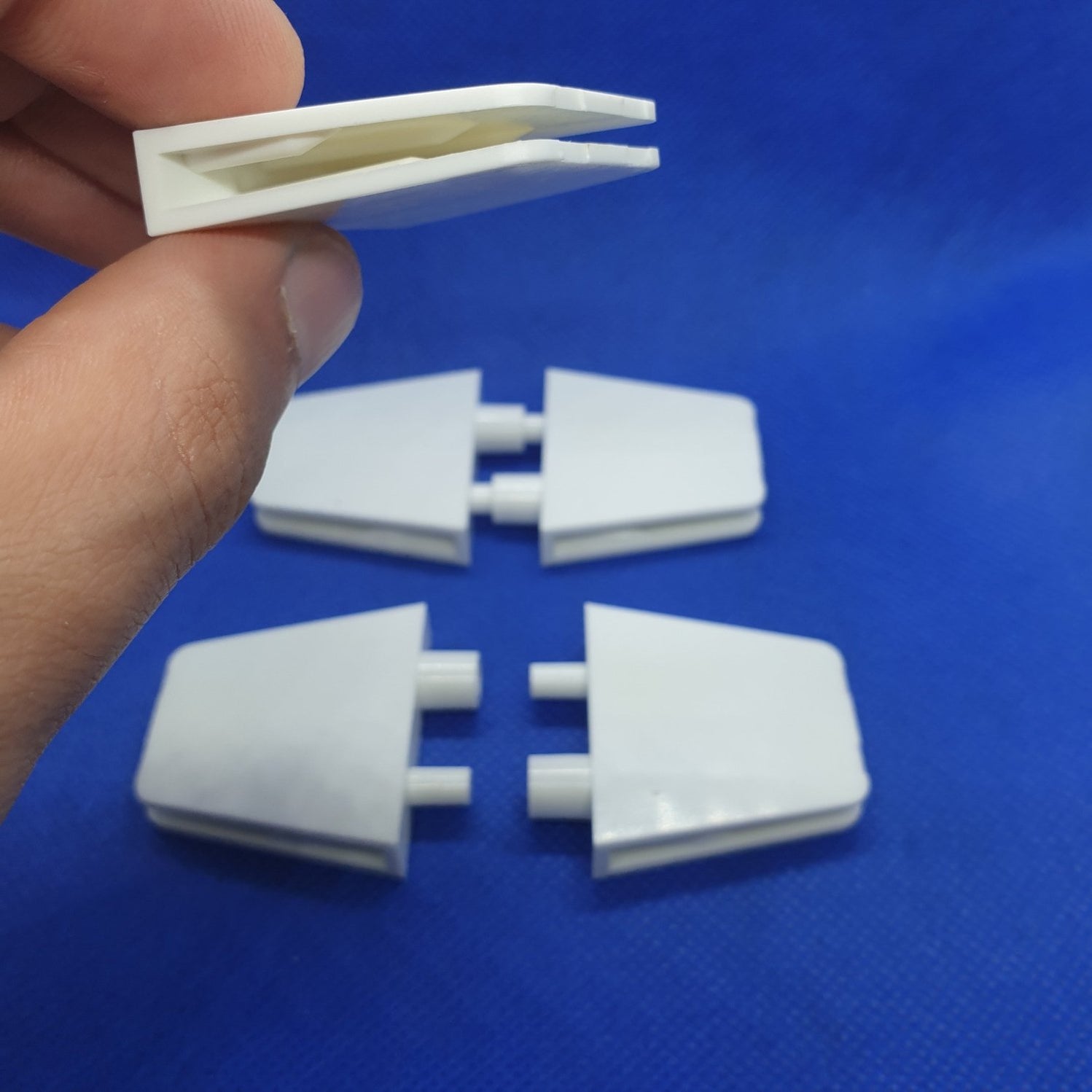 Panel Assembly Connector 2 piece H Joiner COR11 — Hang and Display