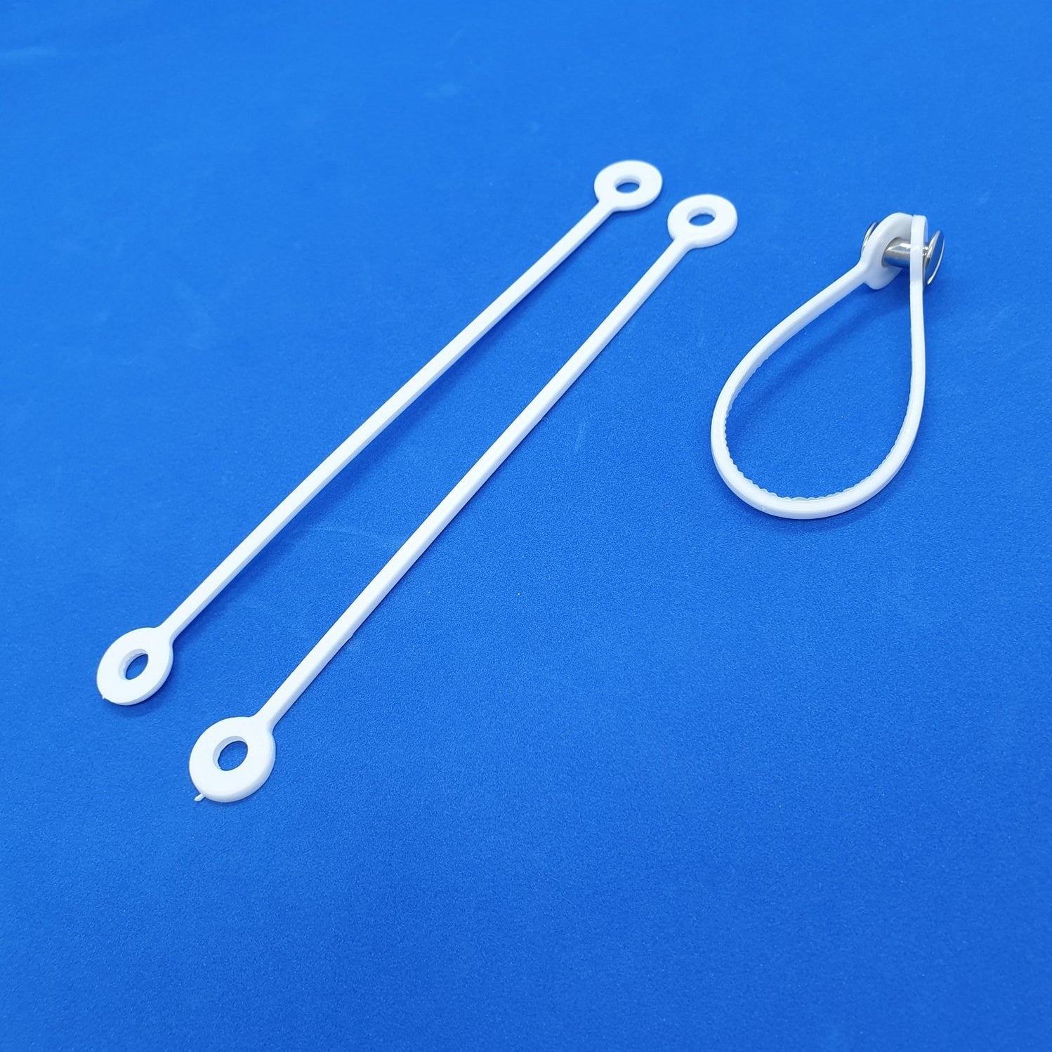 Plastic Swatch Handle Hanging Loop — Hang and Display