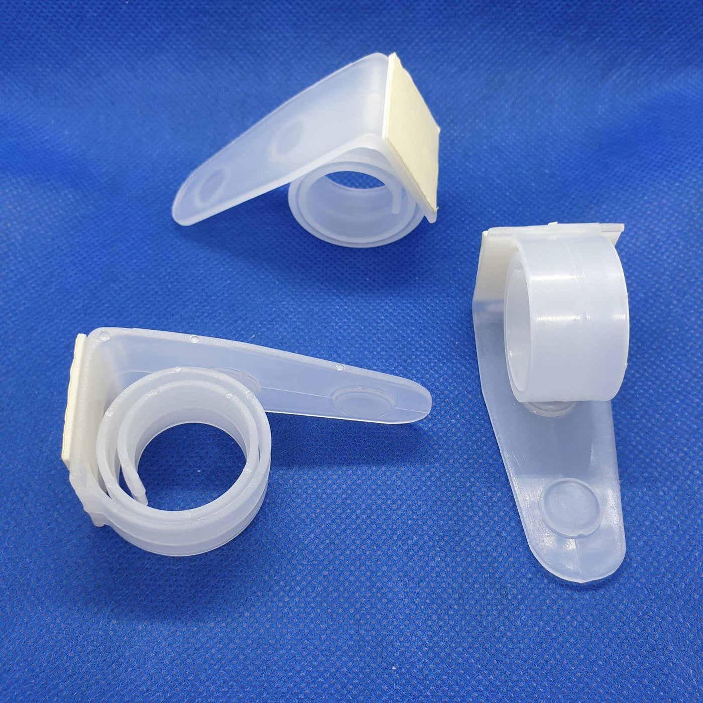 Point of Sale Snail Clip with Adhesive and Sprung Coil CLI22 — Hang and ...
