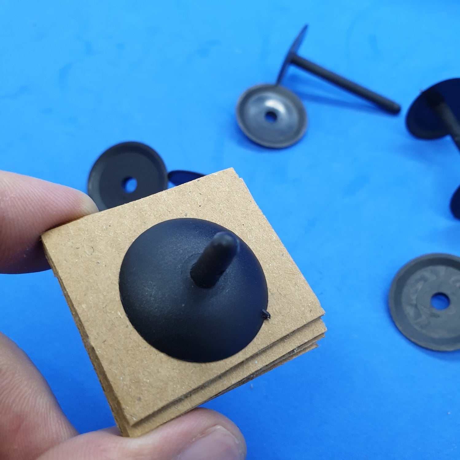 Push Snap Ratchet Plastic Rivet Pin Black DIS19 — Hang and Display