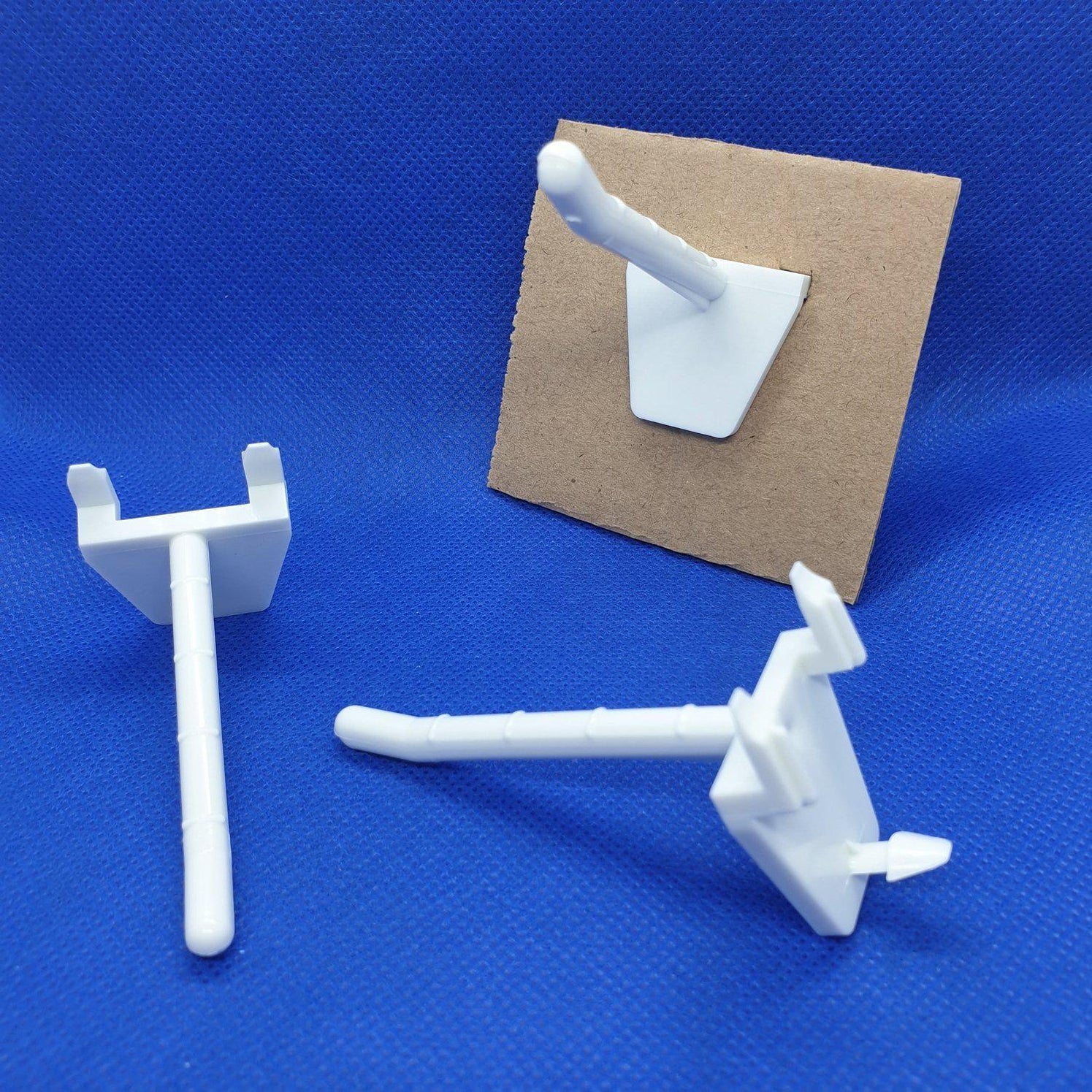 Merchandising Hooks — Hang and Display