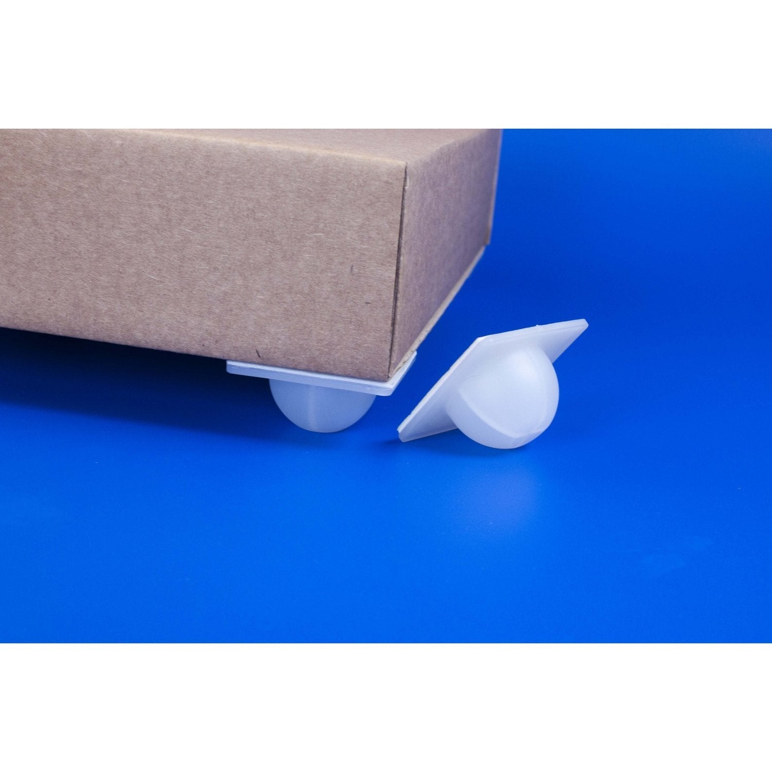Self Adhesive Foot For Cardboard Displays COR5 — Hang and Display