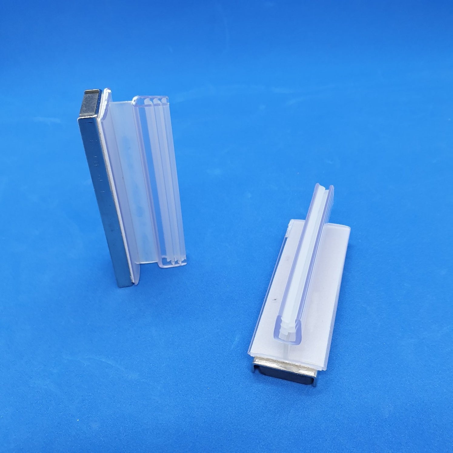 Aisle Blade Holders & Aisle Interrupters — Hang and Display