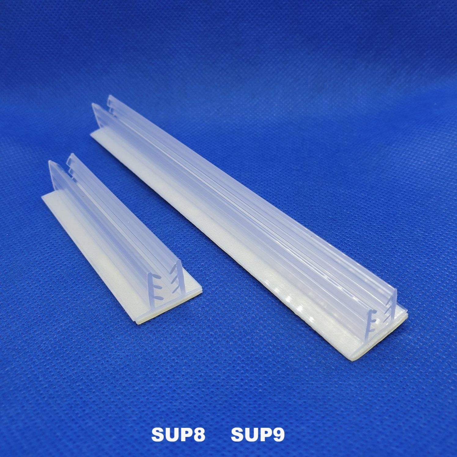 Ticket & Sign Display — Hang and Display