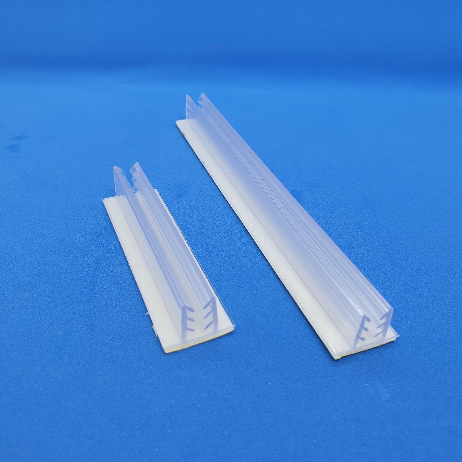 SuperGrip Sign Holder 20mm Adhesive Base 3mm to 4mm Capacity SUP8 SUP9 ...