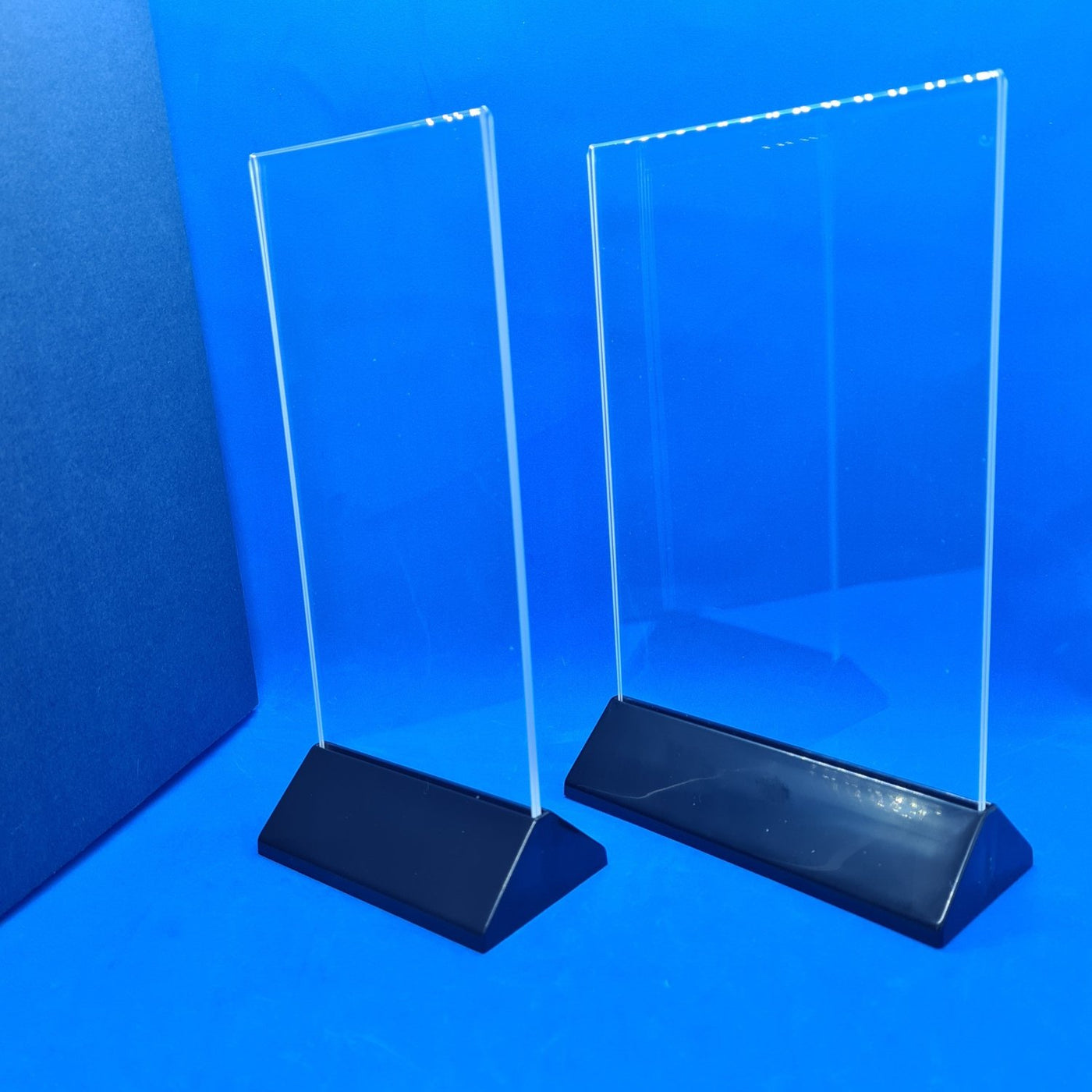 Table Top Acrylic Menu Holder with Black Pyramid Plastic Base — Hang ...